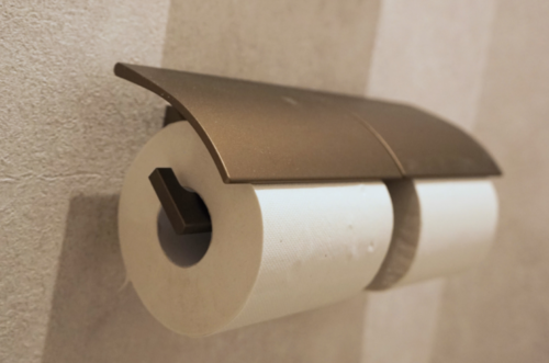 リフォームWeb内覧会：トイレはTOTO・モルタル風とナチュラルインテリアで | ウチ、リノベーションしました！